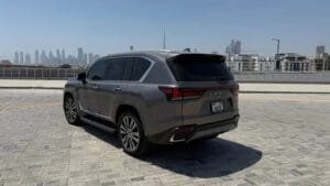 Lexus LX700h 2025: Luxury Hybrid SUV | GearsME