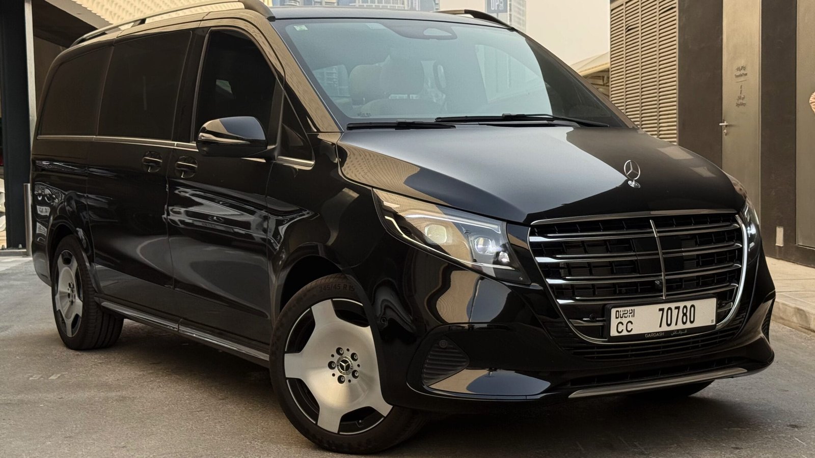 All-New Mercedes-Benz V-Class: The Ultimate Luxury MPV | GearsME